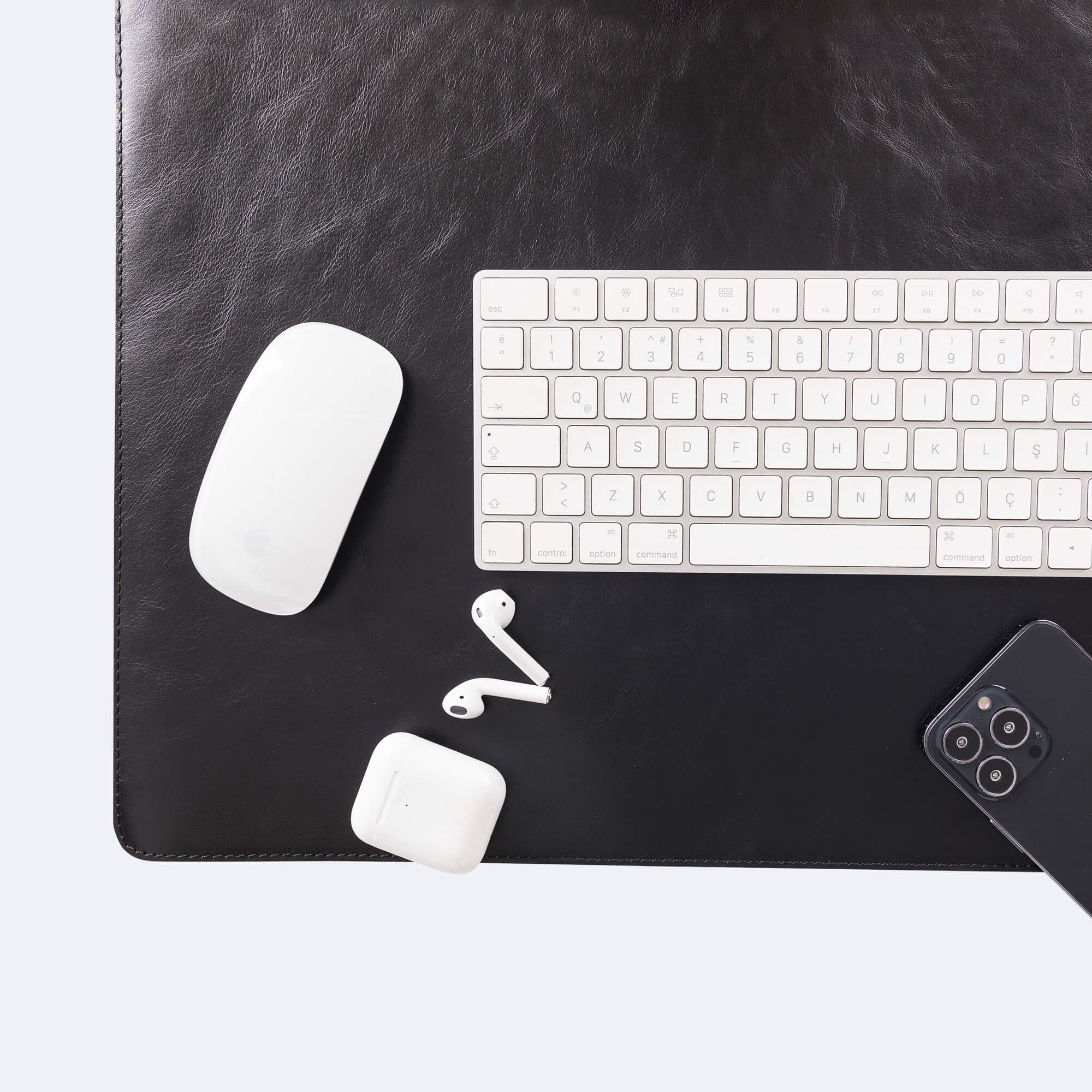 Open media 10 in modal